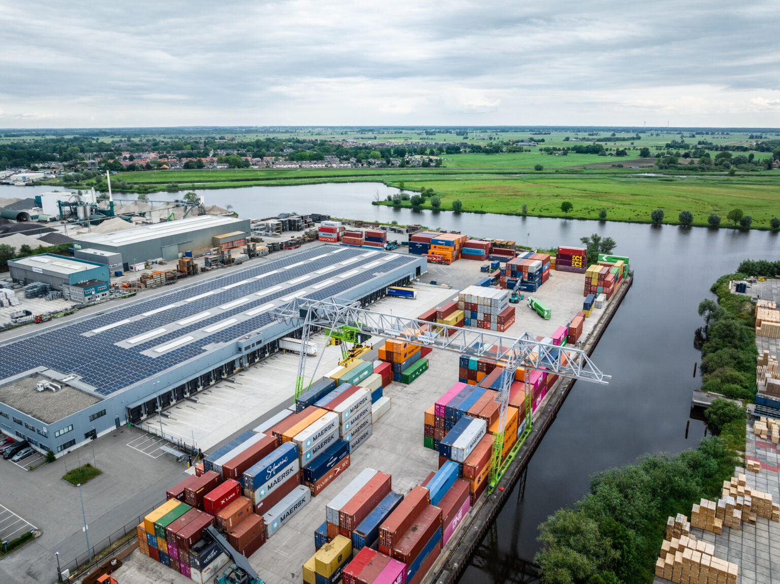 Barge and terminal - Westerman Multimodal Logistics